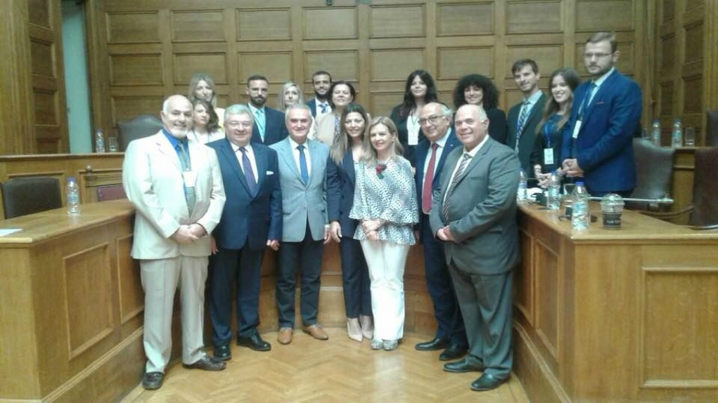 Ο Γενικός Γραμματέας Απόδημου Ελληνισμού, Γιάννης Χρυσουλάκης, με τη ...