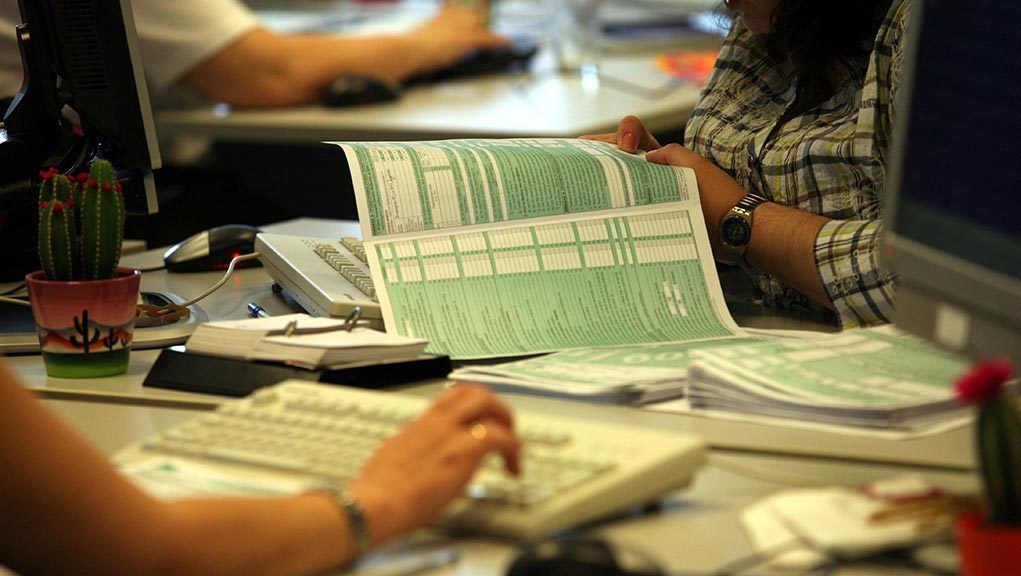 Τι είναι ο αριθμός φορολογικής ταυτοποίησης που πρέπει να δηλώνουν από ...