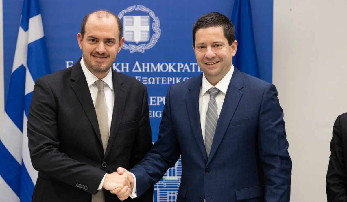 Πρωτόκολλο συνεργασίας υπέγραψαν ΥΠΕΞ και ΕΚΠΑ - Γ. Κώτσηρας ...