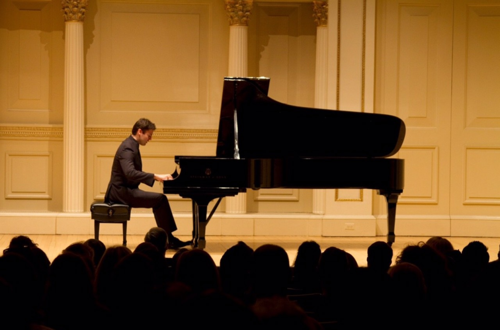 Keys to the soul – How the piano moves mind and heart with Apostolos ...