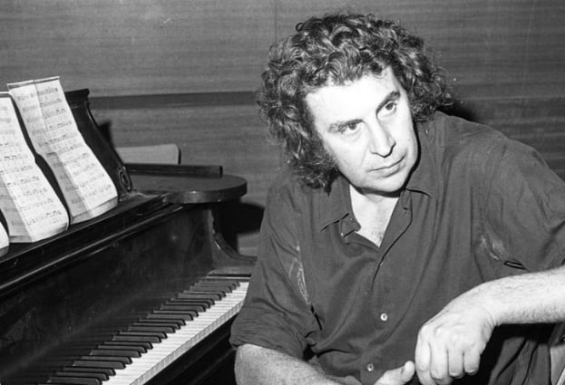 Mikis Theodorakis as Performer | 23 Aug. 2025, 12:00 - Voice of Greece