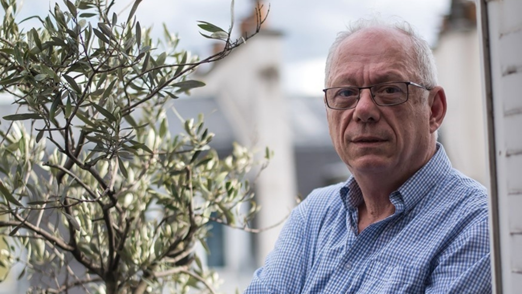 «Κουβέντες μακρινές» με τον Νίκο Γραικό | 24.09.2025, 12:00 - Η ΦΩΝΗ ...