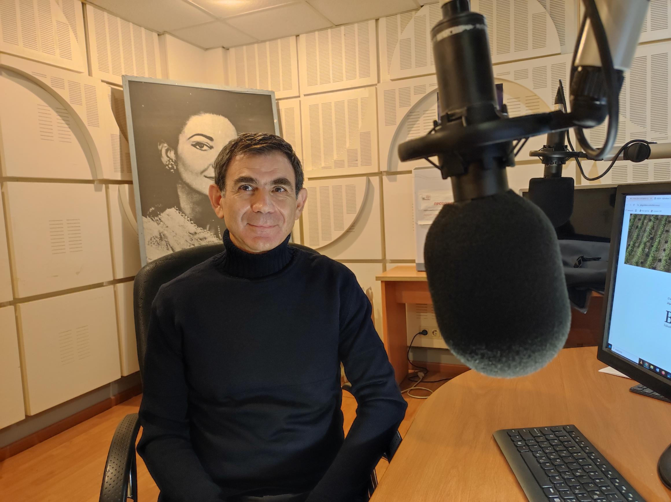 Ο Μιχάλης Μπουτάρης στη "Γλυκιά ζωή" | 03.10.25 - Η ΦΩΝΗ ΤΗΣ ΕΛΛΑΔΑΣ